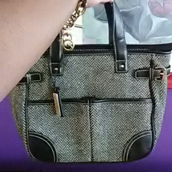 Chaps | Bags | So Cute Black White Herringbone Small Tote | Poshmark